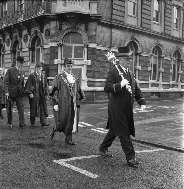 Harwich Mayors | Harwich & Dovercourt | History, Facts & Photos of Harwich